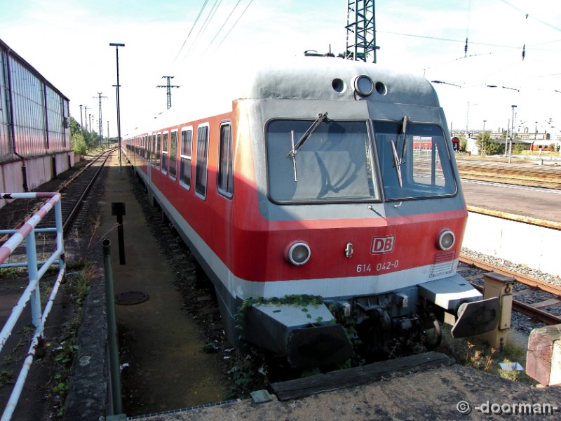 Baureihen/Triebwagen/BR 614/614 042-0